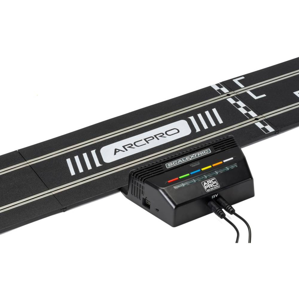 Scalextric Digital 1:32 - ARC PRO Digital Platinum GT Set